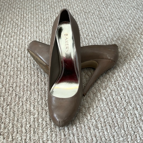 Bakers | Shoes | Womens Heels | Poshmark